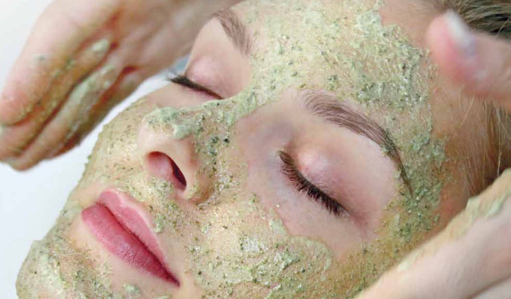 GREEN PEEL – Private Dr. Hakan ERBİL Ümitköy Polyclinic